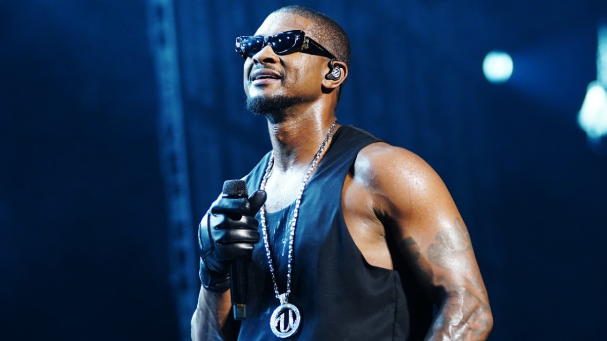 Usher Announces Concert Film ‘Rendezvous In Paris’: Watch Teaser | HipHopDX Usher Announces Concert Film ‘Rendezvous In Paris’: Watch Teaser | HipHopDX