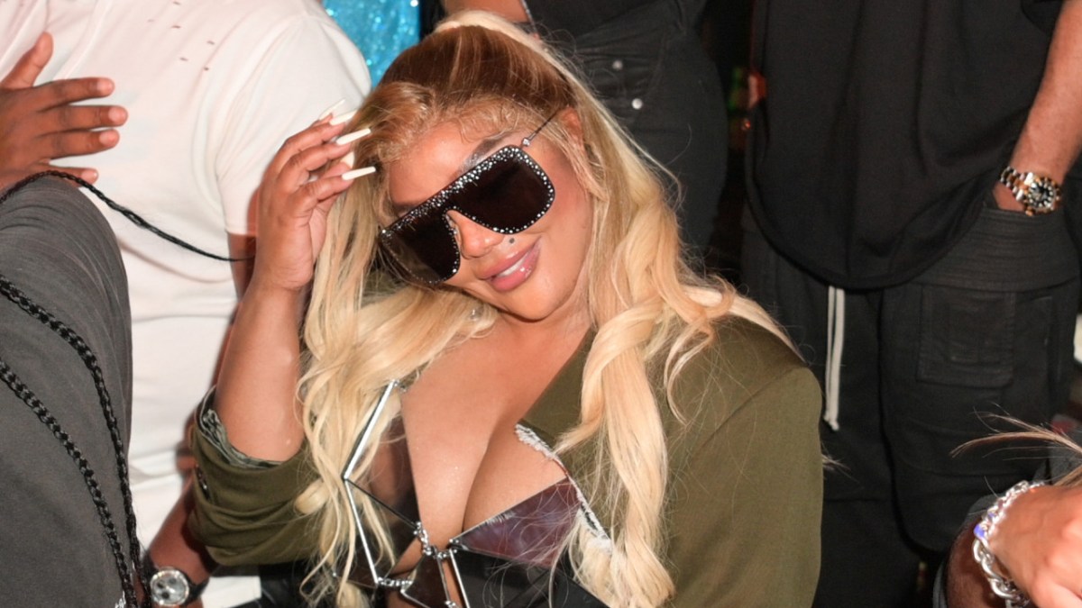 Lil Kim To Headline Atls 33rd Annual Aids Walk Music Festival Hiphopdx