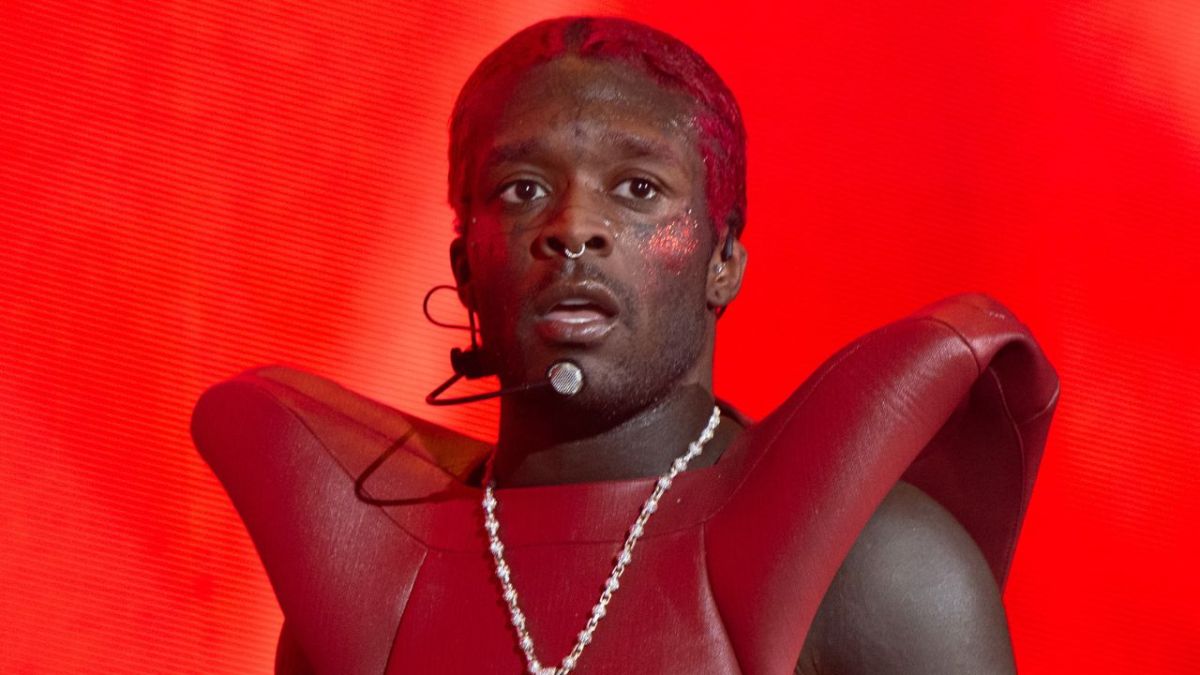 Lil Uzi Vert Raises Eyebrows With Flurry Of New Face Piercings Hiphopdx